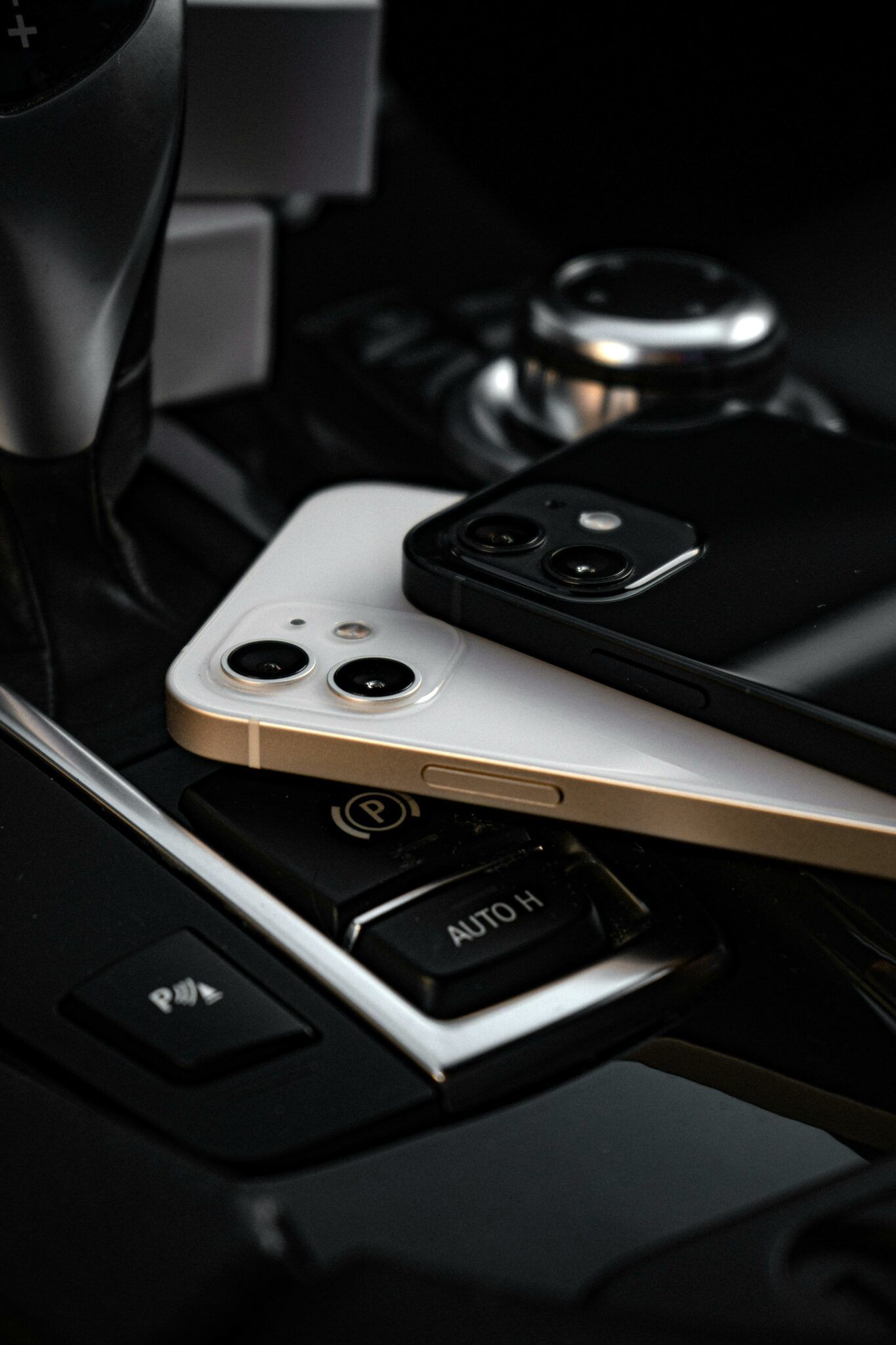 Современные технологии и будущее смартфонов: как изменяются мобильные ...